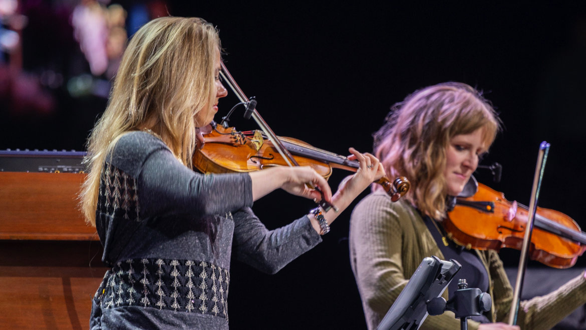 GETTY MUSIC SING举行的敬拜会议使用了DPA麦克风，声音自然清晰！ | 叉烧网